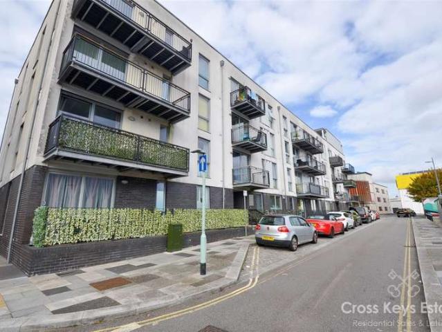 2 Bedroom Apartment Flat