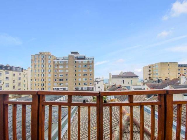 2 Bedroom Apartment Flat