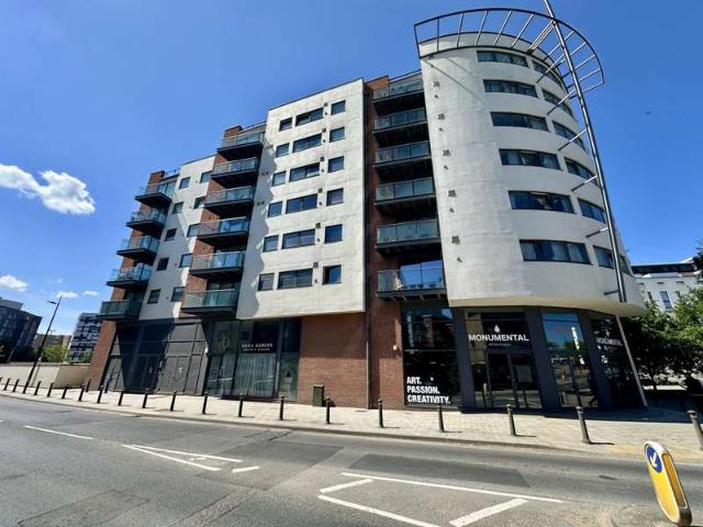 2 Bedroom Apartment Flat