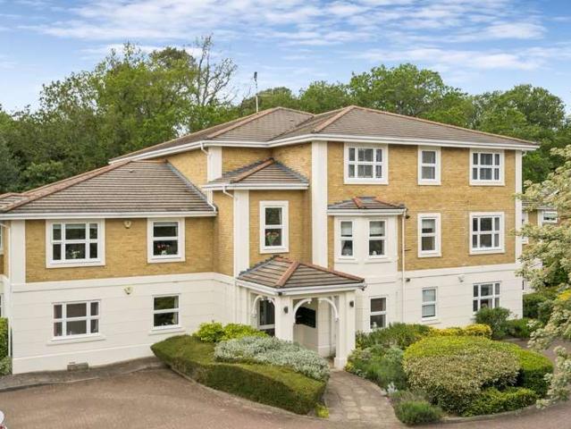 2 Bedroom Apartment Flat