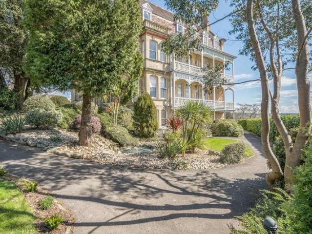 2 Bedroom Apartment Flat