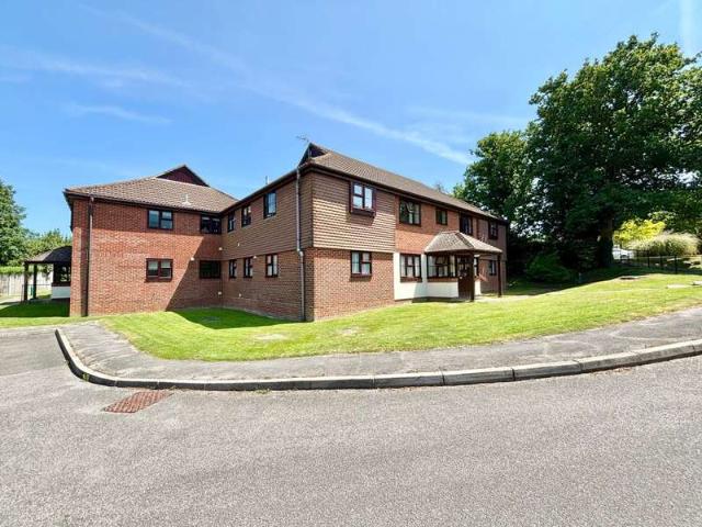 2 Bedroom Apartment Flat