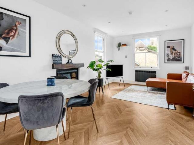 2 Bedroom Apartment Flat