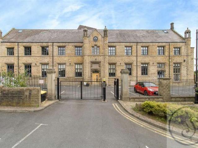 2 Bedroom Apartment Flat