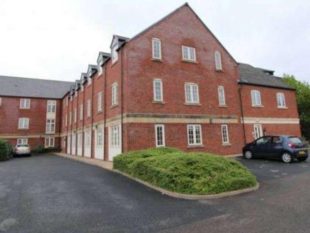 2 Bedroom Apartment Flat