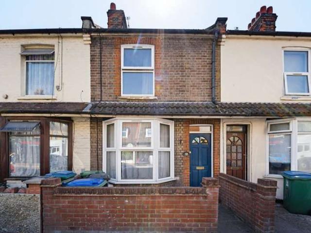 2 Bedroom Apartment Flat