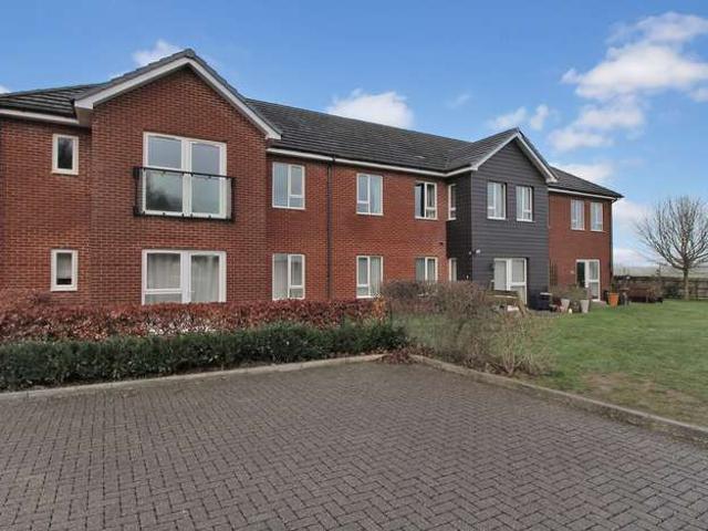 2 Bedroom Apartment Flat