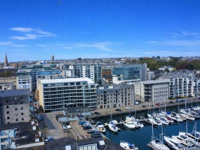 2 Bedroom Apartment Flat