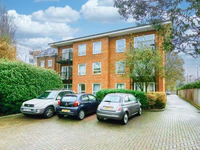 2 Bedroom Apartment Flat