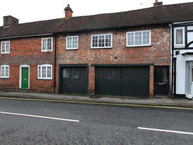 2 Bedroom Apartment Flat