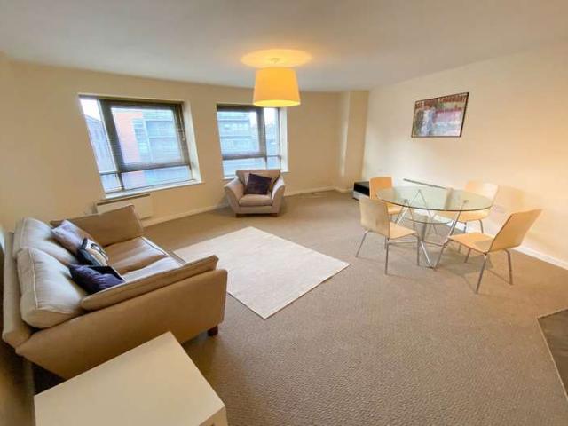 2 Bedroom Apartment Flat