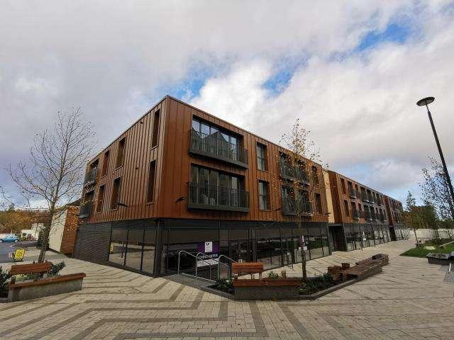 2 Bedroom Apartment Flat