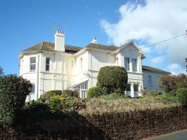2 Bedroom Apartment Flat