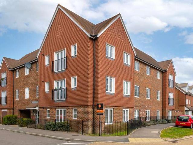 2 Bedroom Apartment Flat