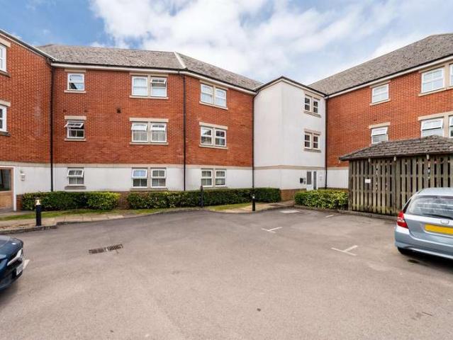 2 Bedroom Apartment Flat