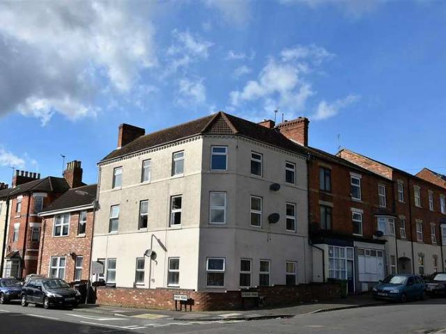 2 Bedroom Apartment Flat