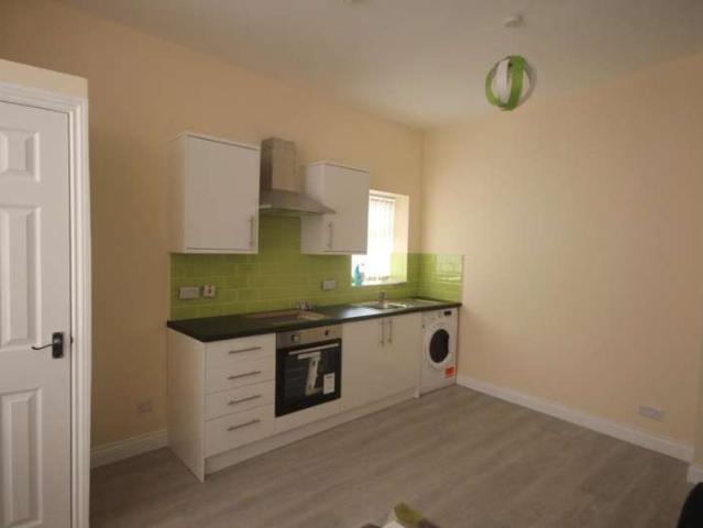 2 Bedroom Apartment Flat
