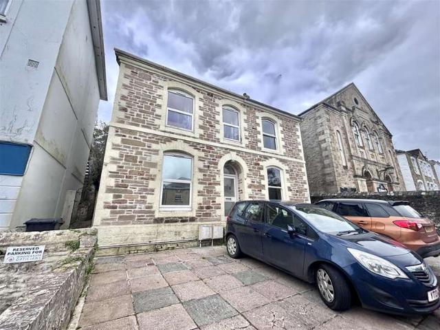 2 Bedroom Apartment Flat