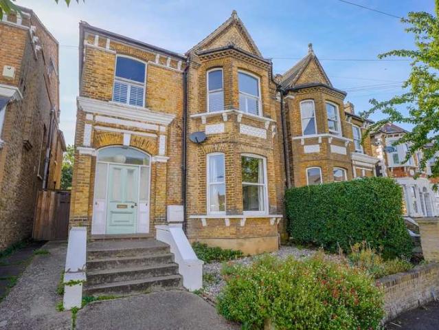 2 Bedroom Apartment Flat