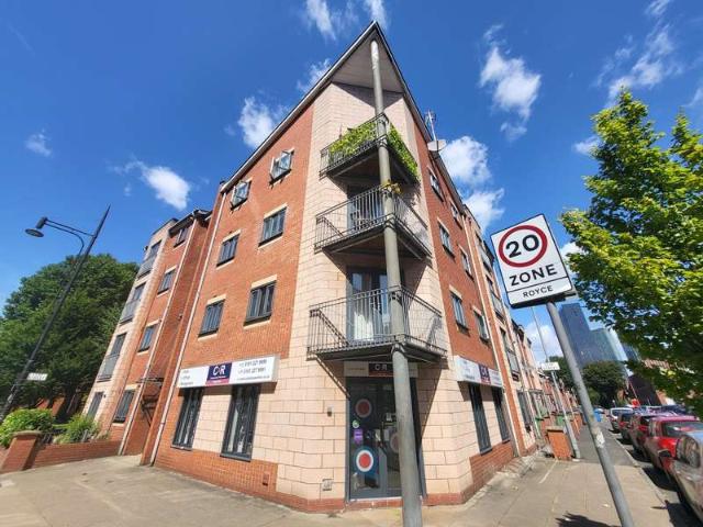2 Bedroom Apartment Flat