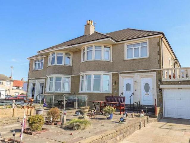 2 Bedroom Apartment Flat