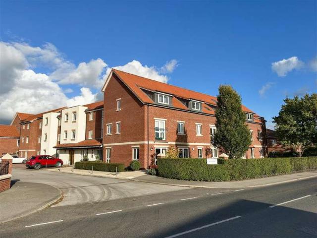 2 Bedroom Apartment Flat