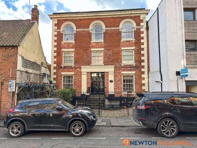 2 Bedroom Apartment Flat