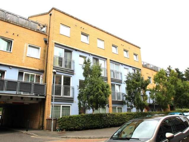 2 Bedroom Apartment Flat