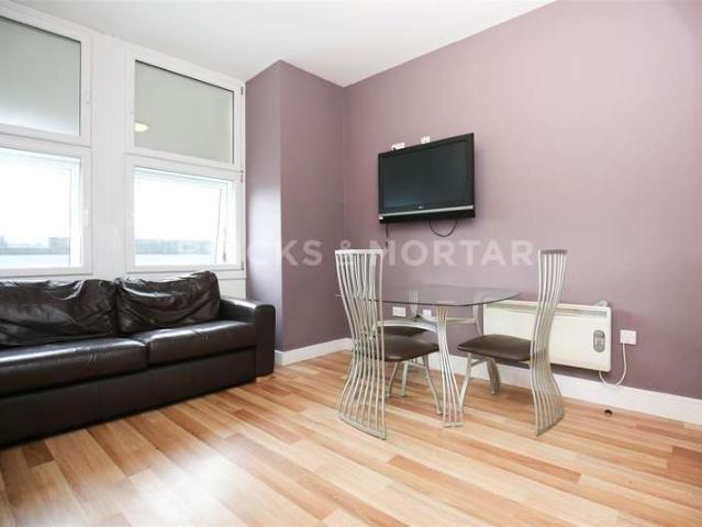 2 Bedroom Apartment Flat
