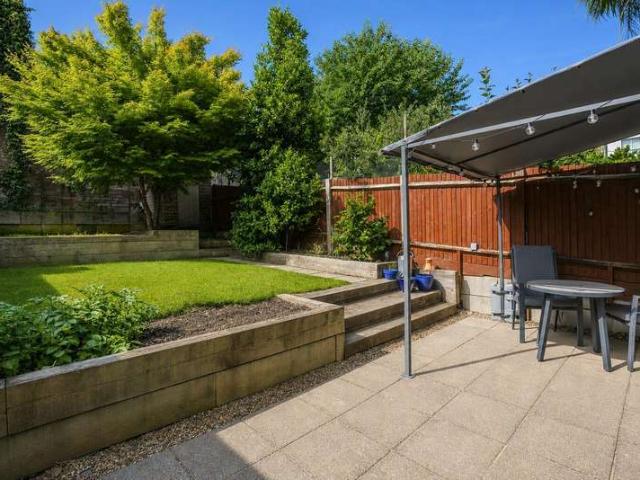 2 Bedroom Apartment Flat