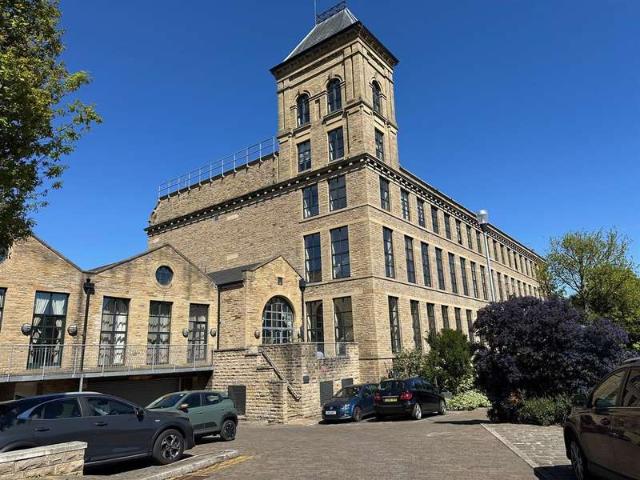 2 Bedroom Apartment Flat