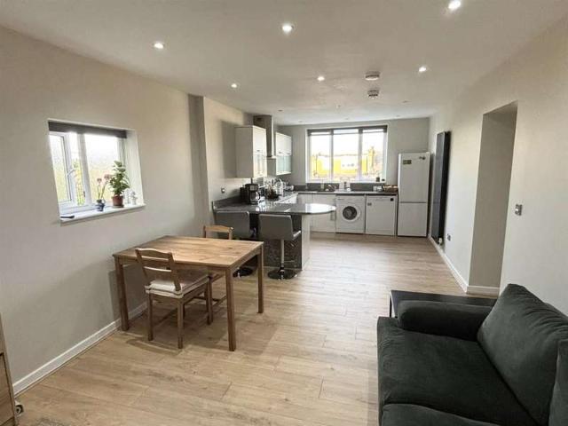 2 Bedroom Apartment Flat