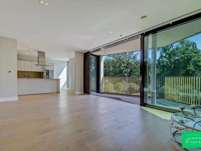2 Bedroom Apartment Flat