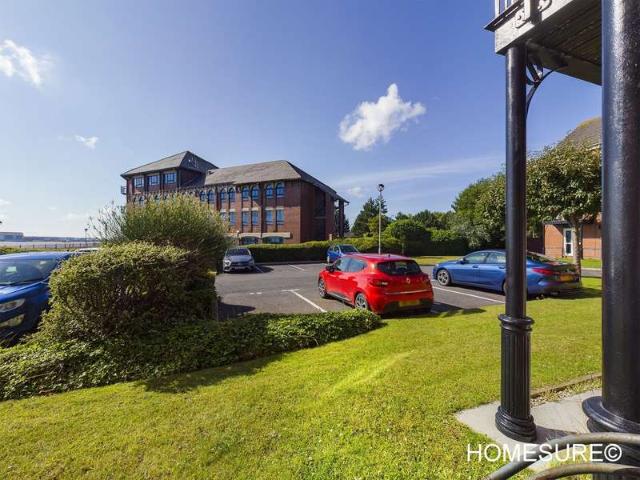 2 Bedroom Apartment Flat