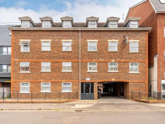 2 Bedroom Apartment Flat