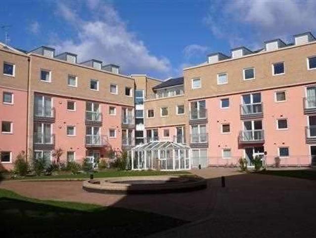 2 Bedroom Apartment Flat