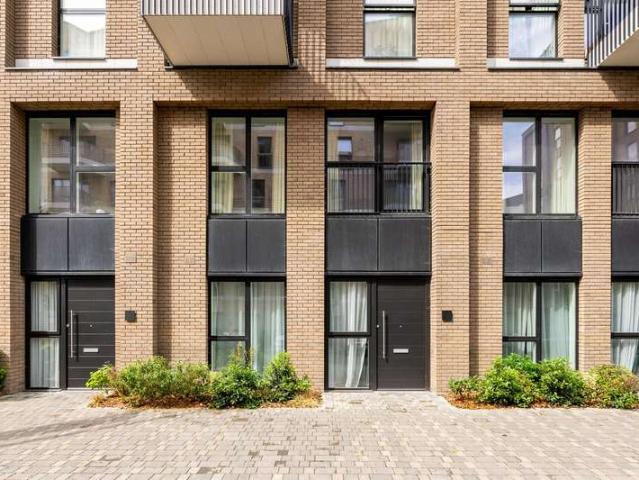 2 Bedroom Apartment Flat