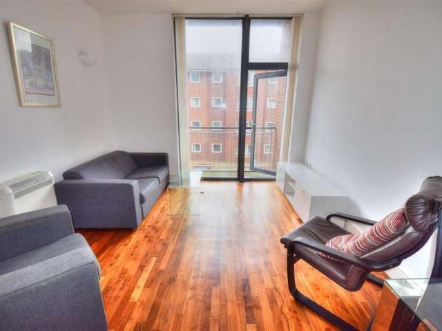 2 Bedroom Apartment Flat