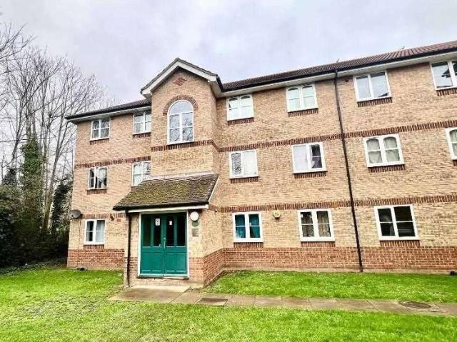 2 Bedroom Apartment Flat
