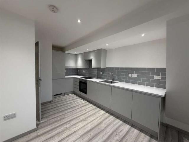 2 Bedroom Apartment Flat