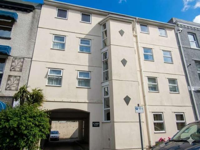 2 Bedroom Apartment Flat