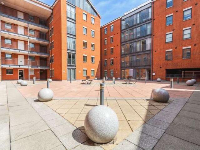 2 Bedroom Apartment Flat