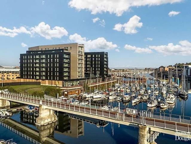 2 Bedroom Apartment Flat