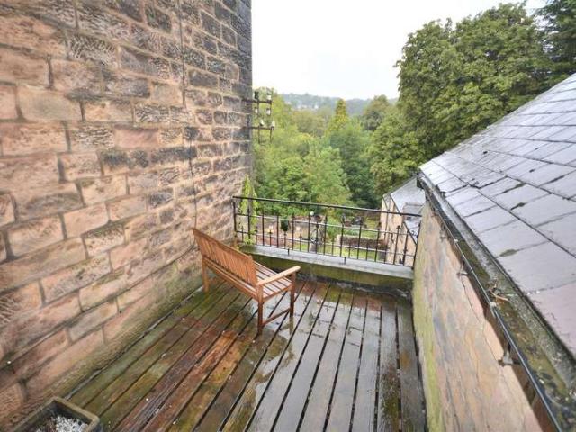 2 Bedroom Apartment Flat
