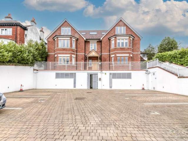 2 Bedroom Apartment Flat