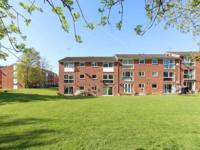 2 Bedroom Apartment Flat