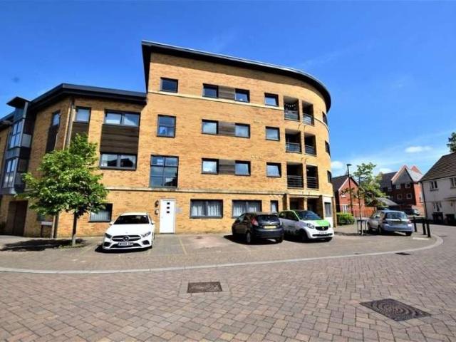 2 Bedroom Apartment Flat