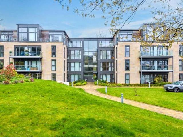 2 Bedroom Apartment Flat
