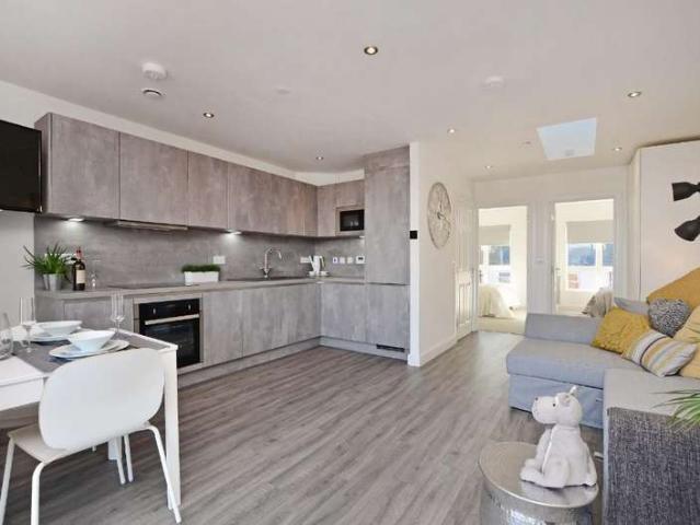 2 Bedroom Apartment Flat