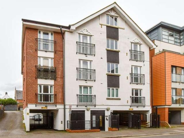 2 Bedroom Apartment Flat